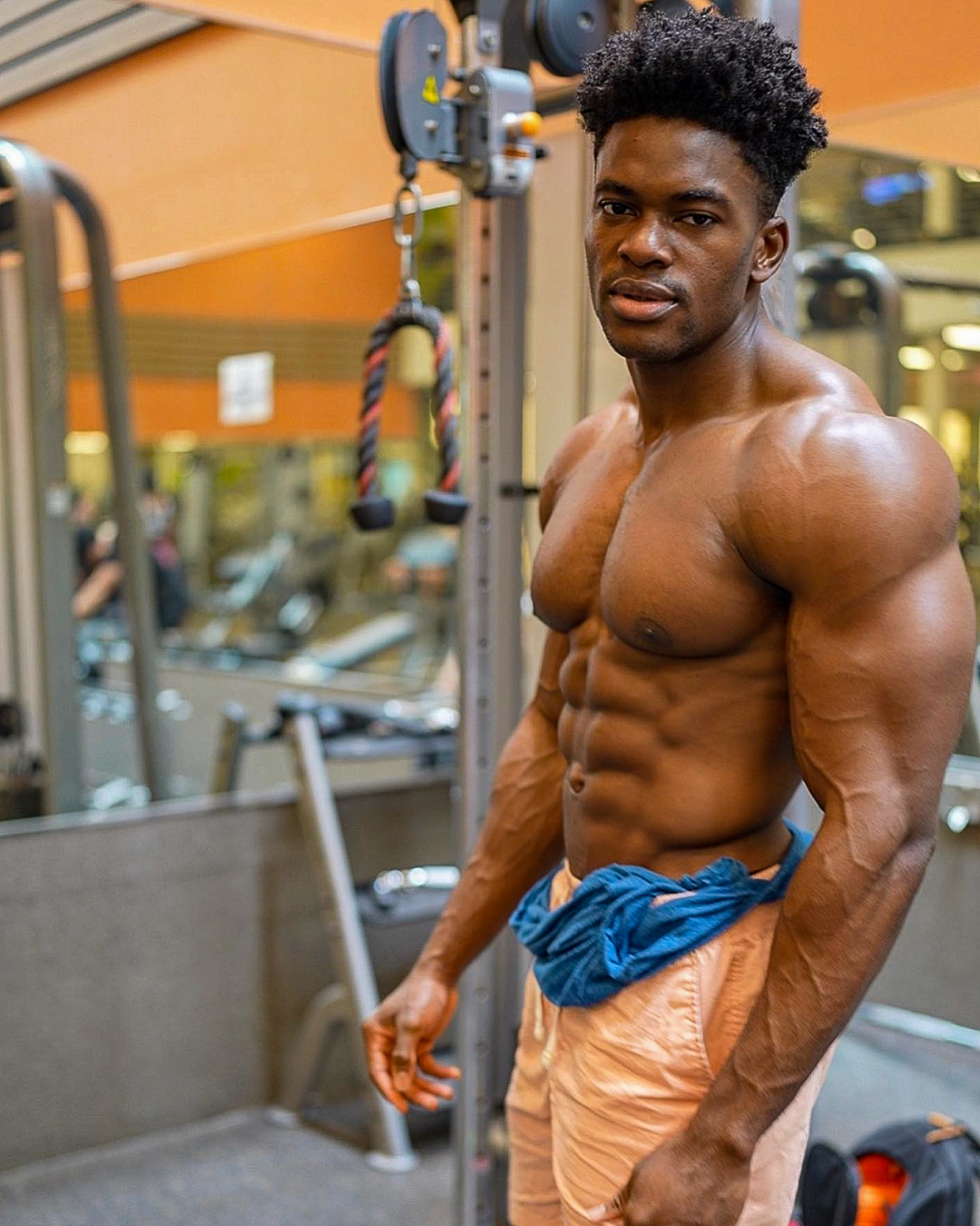 Inaugural EpicPecs Award – Best Chest of 2022 – Round I - EpicPecs